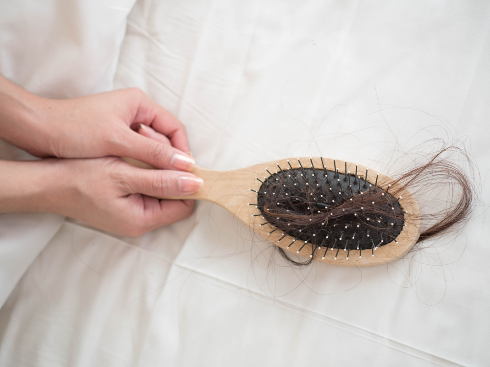 Tips on How to reduce hair fall, and 9 remedies that will help ...